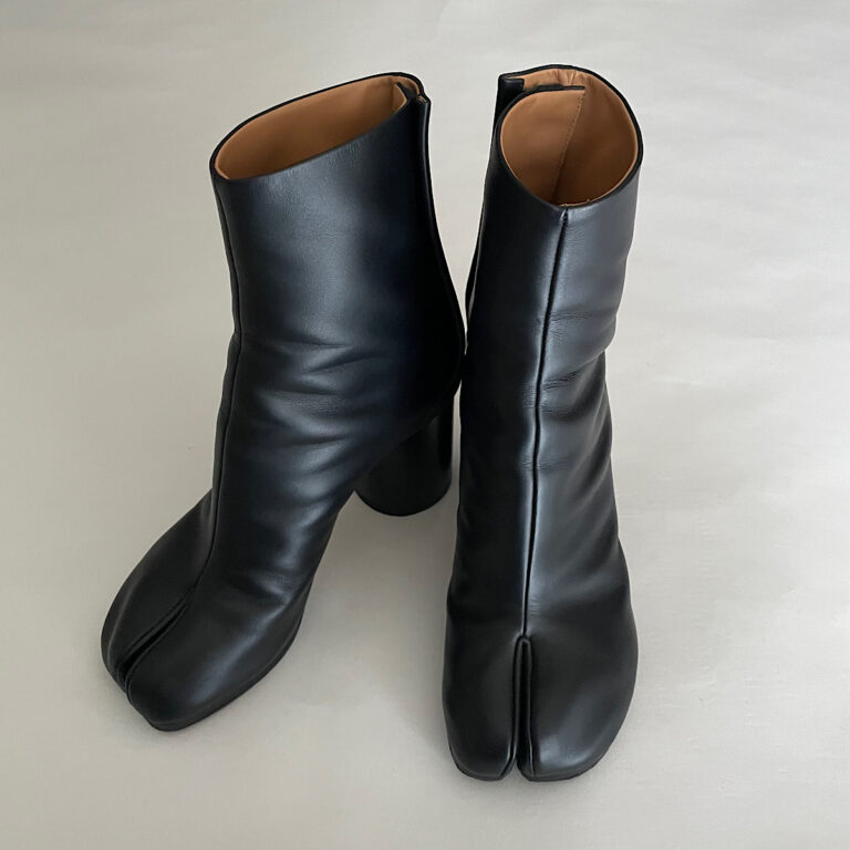 【買って正解？】マルジェラの足袋(タビ)ブーツを正直レビュー｜素材・サイズ感 | BB ROOM